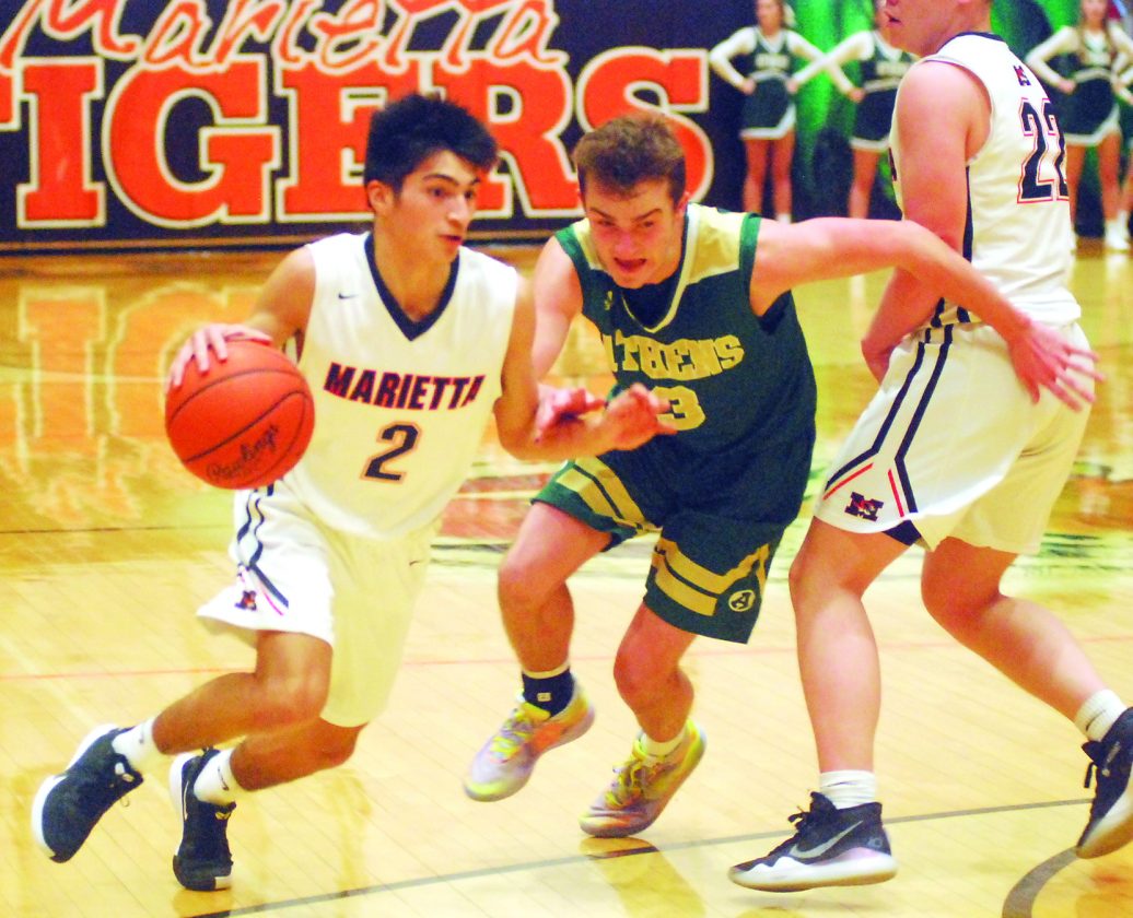 Adrian Avendano buries 3 at buzzer to lift Marietta past Athens | News ...